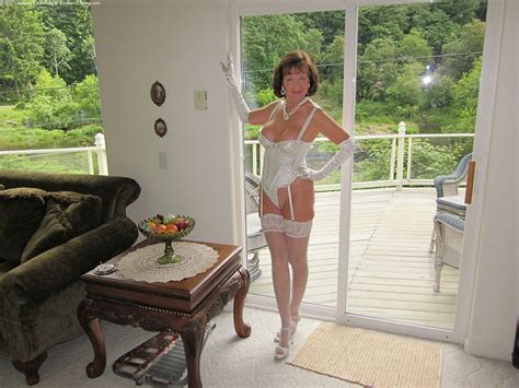 Marvelous Gilf Carol Aka Georgina Vol 1