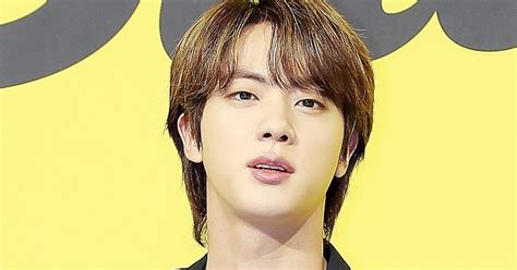 방탄소년단 진 뷔·슈가 제치고 스타랭킹 男아이돌 3위