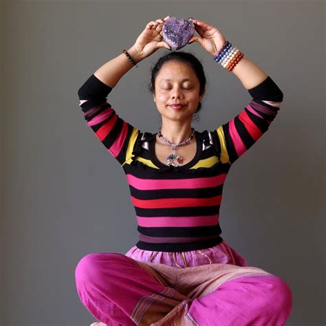 7 Chakra Guided Meditation Script Rainbow Energy Satin Crystals