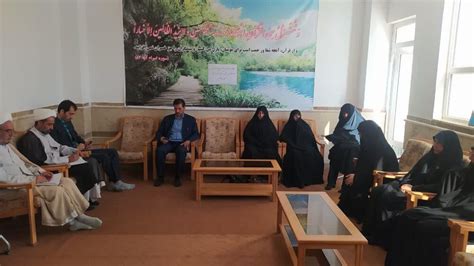 بازدید مدیر حوزه علمیه خواهران استان مرکزی از مدرسه علمیه امام خمینیره