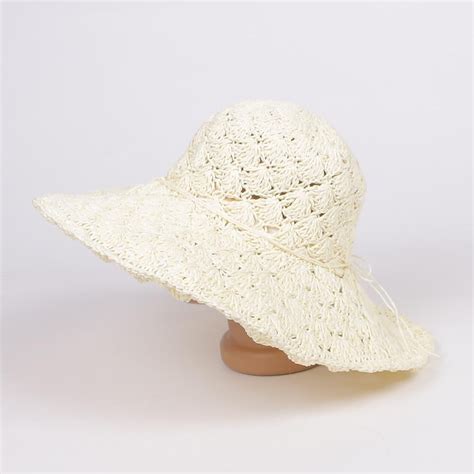 Лятна капела в цвят ванилия с нежна панделка Floppy Hat Floppy Hats