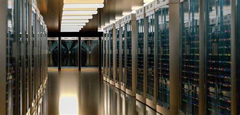 aws high memory instances for large in memory databases