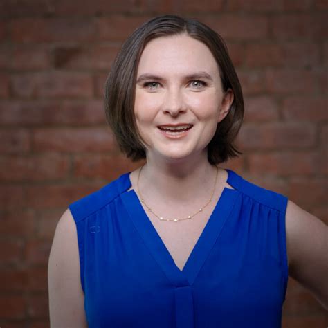 Sara Glancy On Linkedin Publicspeaking Presentationskills Storytelling