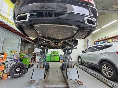 체어맨 자동차 계기판에 Epb 경고등 들어옴 체어맨 주차 브레이크 작동시 소음 발생됨 체어맨 전자 파킹 브레이크 고장 수리체어맨 사이드브레이크가 풀리지 않음제네시스