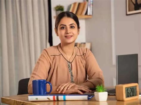 Sarkari Naukri 2025 Over 70000 Government Jobs For 10th Pass