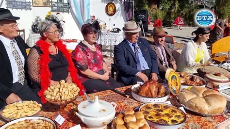 Кулинарният фестивал Гозбите на Добруджа се състоя днес в силистренското село Сребърна Youtube