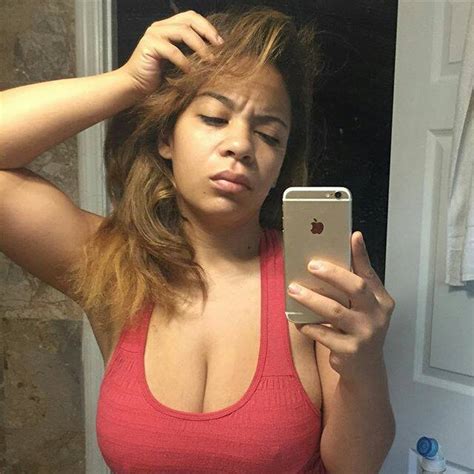 Cleavage On Fleek Pt1 Shesfreaky