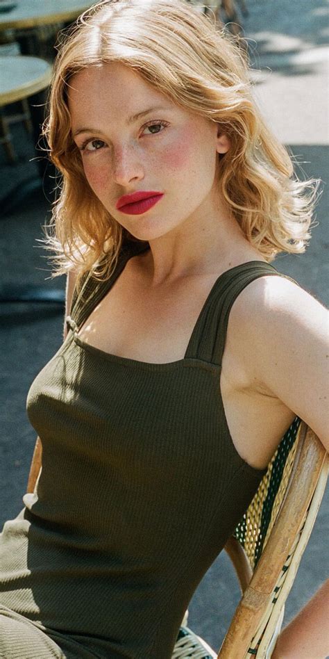 Creative Inspirations For Bob Haircut Styles Playful Textured Bob