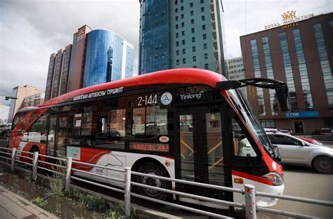 “Чингис хаан” нисэх буудлын чиглэлд автобус 05 00 01 40 цагийн хооронд иргэдэд үйлчилж байна