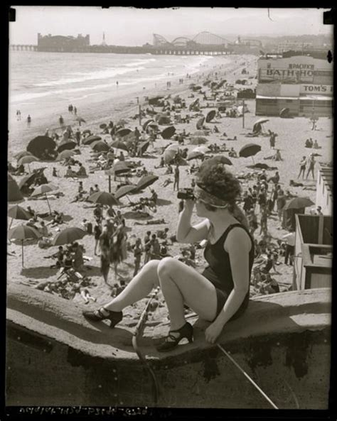 170 Vintage Beaches And Bathers Ideas Vintage Beach Vintage Photos