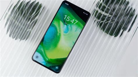 素皮手机大战，真我gt Neo5 Se圣白幻影上手体验 知乎