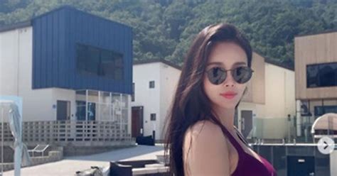 아찔 볼륨감 조정민 트로트 여신의 섹시美 폭발 수영복 자태