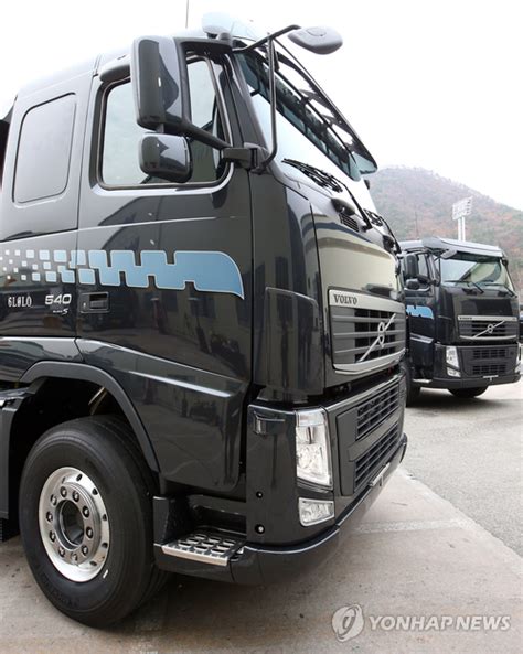 볼보 신형 덤프트럭 트라이뎀 출시