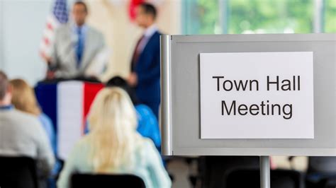 Town Hall Meeting: Pengertian dan Cara Melakukannya dengan Tepat ...