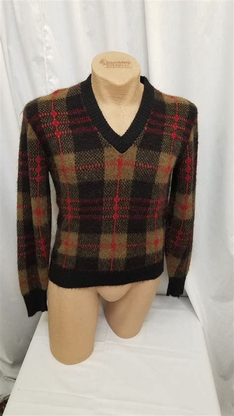 Vintage 1960s Orlon By Campus Black Brown And Red Plaid 100 Virgin Acrylic Long Sleeve
