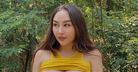 NajvÄČŠie Prsia Na Svete TÁto žena Má Gigantické Vnady 3