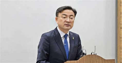 청주서 지지호소 하는 신장식 비례 후보