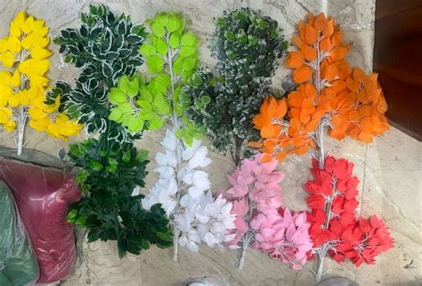 Multicolor Plastic Artificial Ficus Leaves Sizedimension 4inchl At