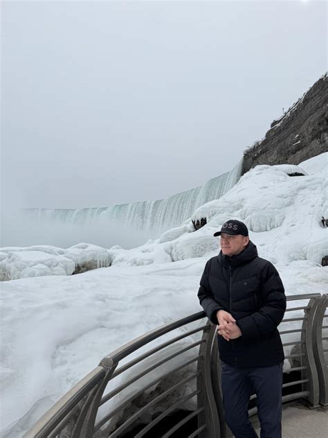 Amarbat Нас юуг илэрхийлдэг вэ Нас туулан өнгөрсөн бүхнийг Алдсан