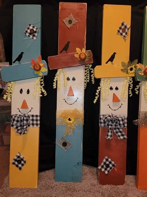 Pin By Tammie Mcmichael On Halloween Scarecrow Crafts Fall Halloween