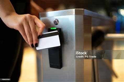 Silvertech Electronics Access Control System For Commercial Fixed Frequency Emission Mode At