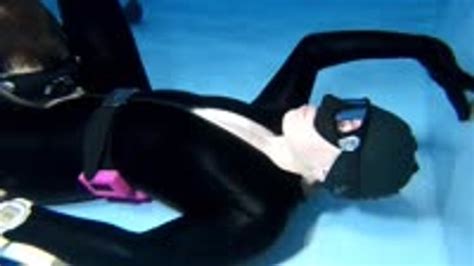 Freedivers083 Latex S Underwater Freedivers Clips4sale