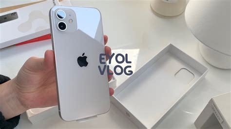 Engvlog나는 누구 아이폰 12 화이트 오너 가로수길 애플스토어 픽업 브이로그 자취방에서 군것질하는 일상