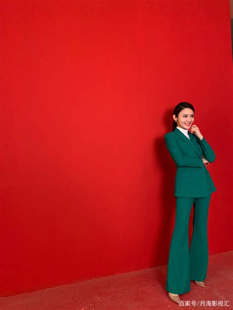 《中国诗词大会》第5季开场，龙洋取代董卿！董卿为啥不主持了？百科ta说