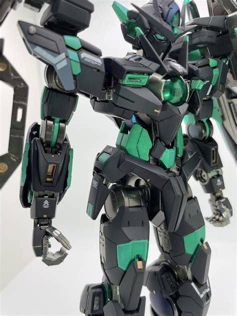 00 Qan T Full Saber Custom Rgunpla