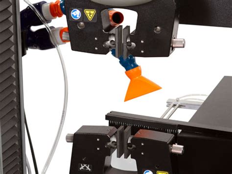 AT6 Sistem De Testat Fire Chirurgicale Robotizat In 6 Axe Instron Romania