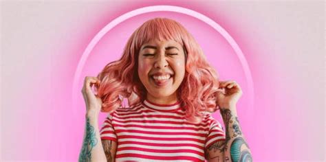 Pink Aura Meaning Personality Traits Relationships And Career Yourtango