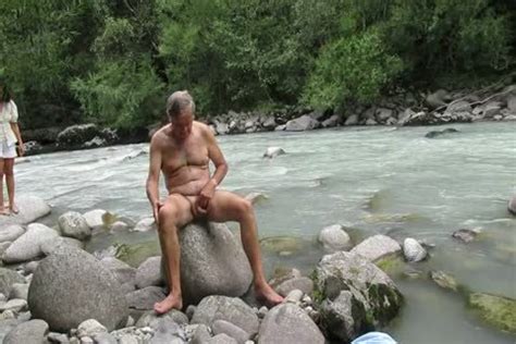 Sex On The Riverside At Boy Tube