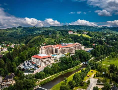Aquapark Wisla Tropikana Hotel Golebiewski Polsko Lázně A Wellness