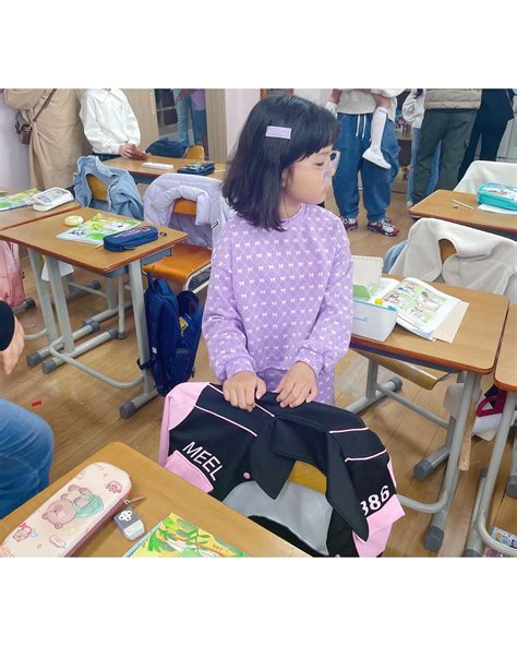 ♥️ 러블리한 로블리네 ♥️ 오로지ᰔ ⠀ ⠀ ⠀ 요즘 인스타 업로드나 답방이 늦었던 이유 중 한가지 로지의 아픔 🤒 ⠀ ⠀ ⠀ 한동안은 안아프고 잘 넘어가는거