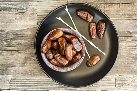 When Can You Eat Dates And When Not And How Much Healthy Food Near Me