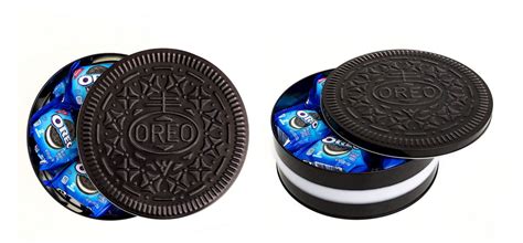 Oreo Chocolate Sandwich Cookies And Holiday Cookie T Tin