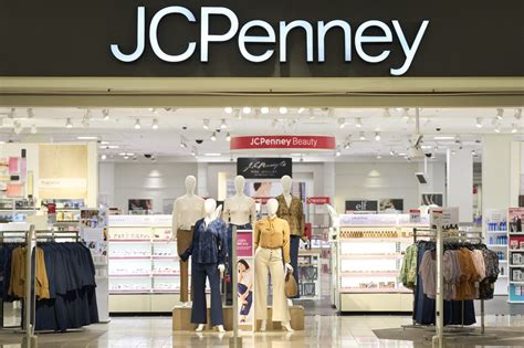 Jcpenney Department Store Jewelry Thief Steals Jewelry After Driving