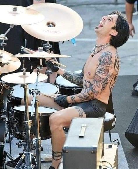 Pam And Tommy Series Set Artofit