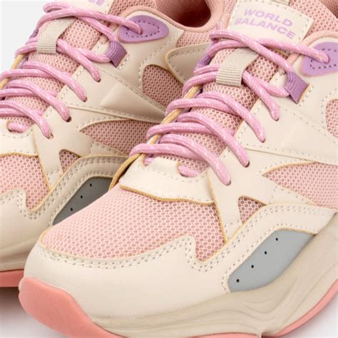 Swirl Step Bg World Balance