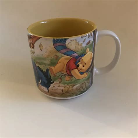 Walt Disney Classics Winnie The Pooh Ceramic Mug Cup Windy Day Roo