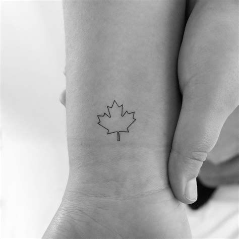 Kanada Tattoos Generic Temporary Tattoo Patriotic Maple Leaf Red