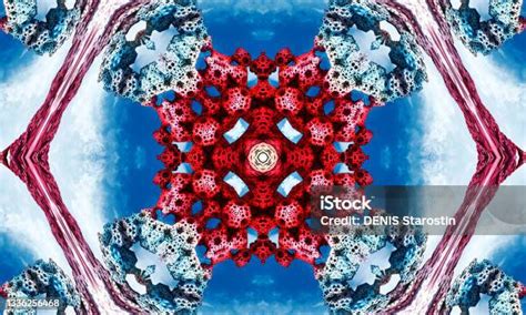 선명한 빨간 롤러 코스터 에 맑은 구름 없는 푸른 하늘 배경 육각 형 반복 만화경 디자인 0명에 대한 스톡 벡터 아트 및 기타 이미지 0명 개념 개념과 주제 Istock