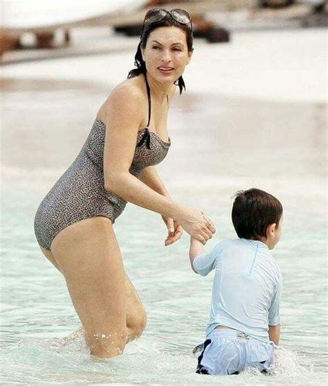 Pin On Mariska Hargitay 6