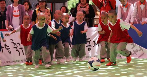 동자스님들의 신나는 축구