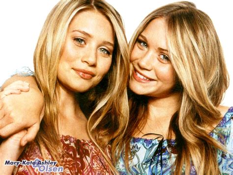 Mary Kate Ashley Mary Kate Ashley Olsen Wallpaper Fanpop