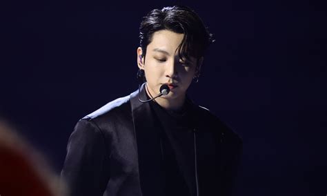 Jung Kook Of Bts Shares Dreamers To Celebrate The World Cup