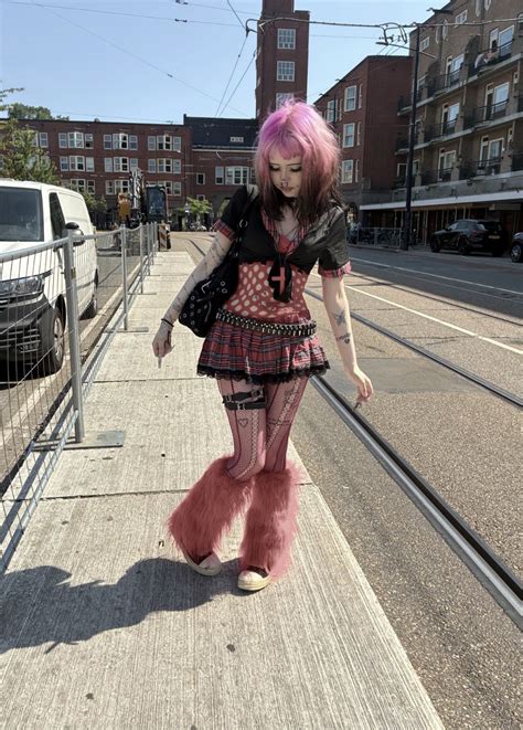 Fy Fyp Emo Amsterdam Pinkhair Alt Altgirl Aesthetic