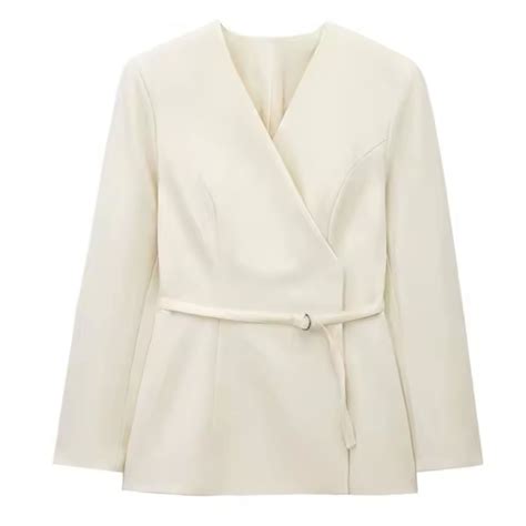 ‎اطقم تخرج اطقم رسمية تفصيل فساتين تفصيل سكراب طبي 🇯🇴‎ ‎ تفصيل