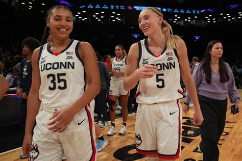 Paige Bueckers Drop 6 Word Message For Azzi Fudd After Championship
