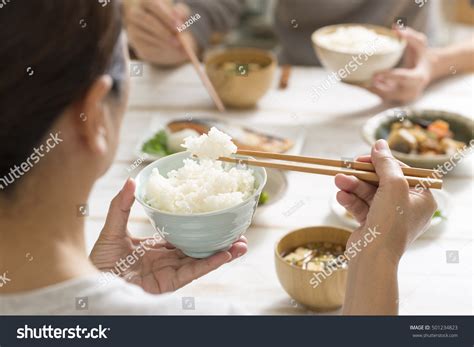11 866 밥 먹는 아동 이미지 스톡 사진 및 벡터 Shutterstock